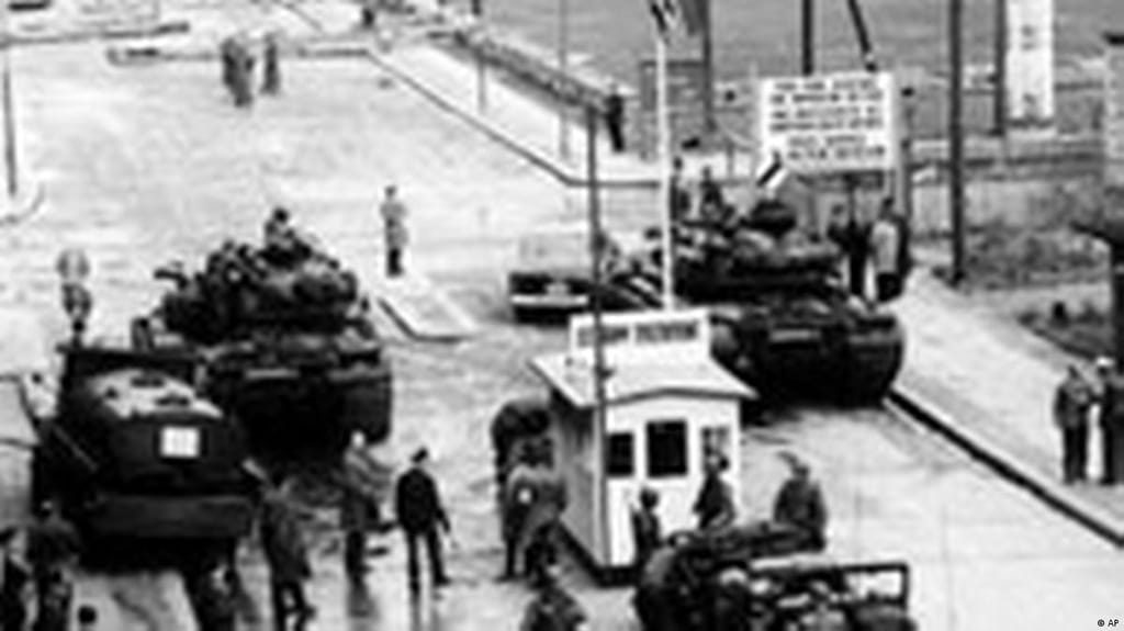 Checkpoint Charlie - Genspark